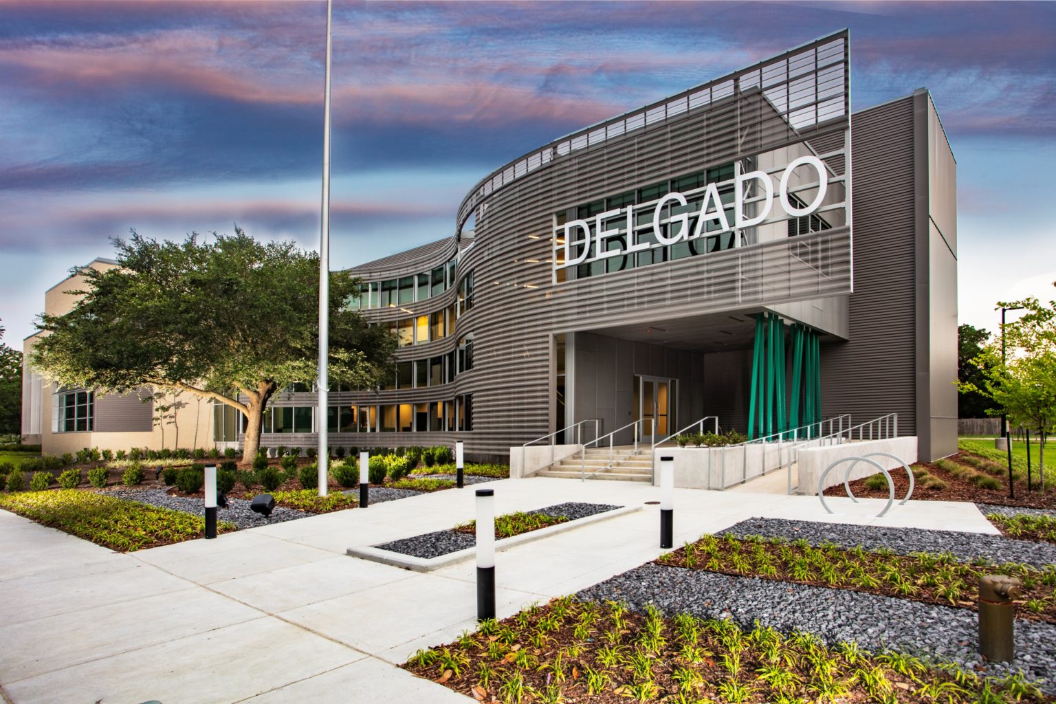 Portfolio - Holly & Smith