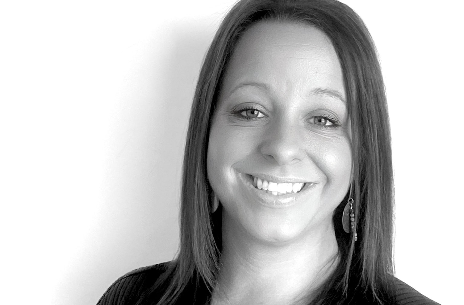 Jennifer Hanson, CPSM - Holly & Smith